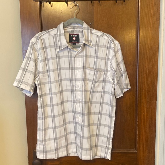 Swiss Alps | Shirts | Swiss Alps Medium Plaid Button Down For Men ...